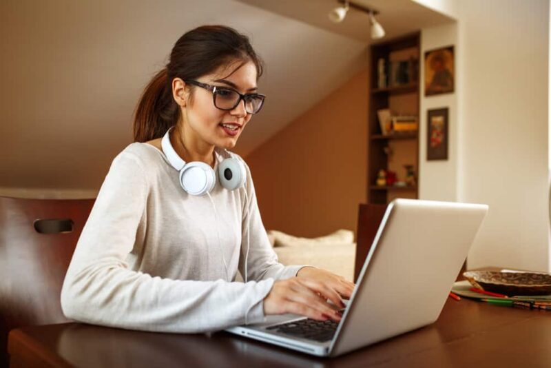 Learn How To Save Lives - Online EMT Training | Allied Medical Training